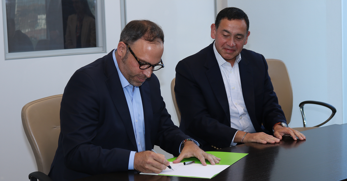 Deloitte y Dentons Chile lanzan servicio único de asesoría en nueva Ley ...